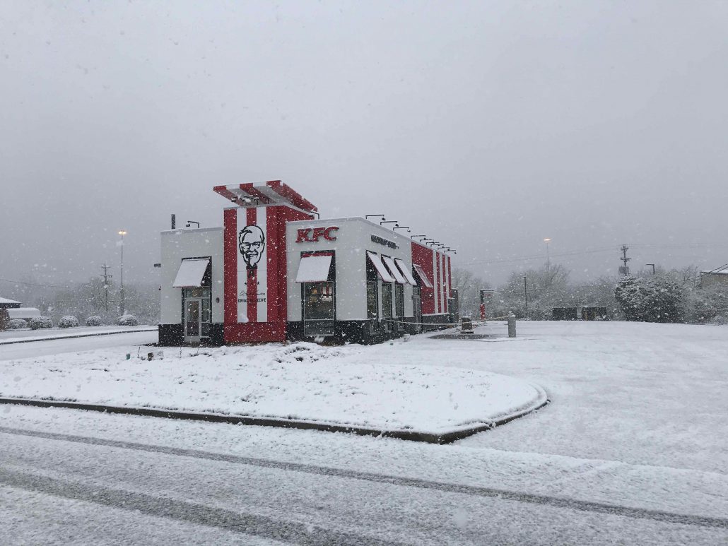 FRONTIER Building - FRONTIER Building Completes KFC Renovation After Fire